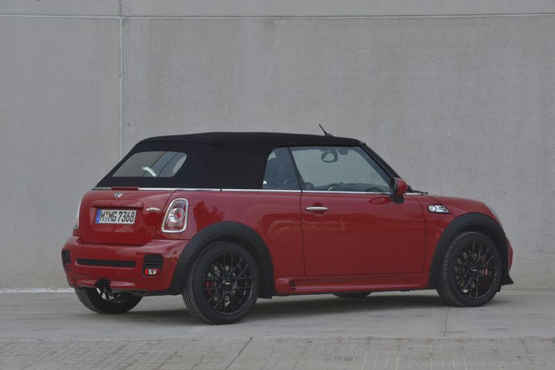 Mini John Cooper Works Convertible (R57) 1.6 (211 Hp) Automatic